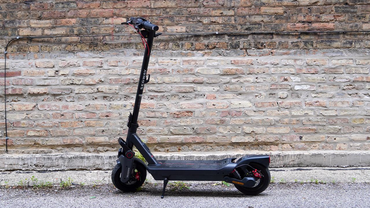 Segway Max G3 review: a heavyweight scooter with high-end perks | T3