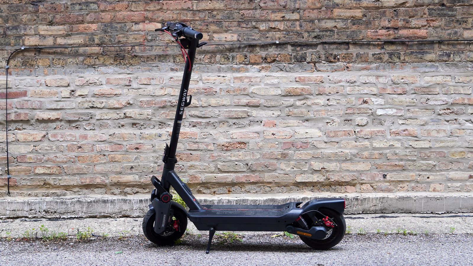 Segway Max G3 review: a heavyweight scooter with high-end perks | T3