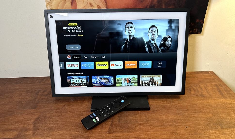 Amazon Echo Show 15 with Fire TV hands-on — the biggest smart display ...
