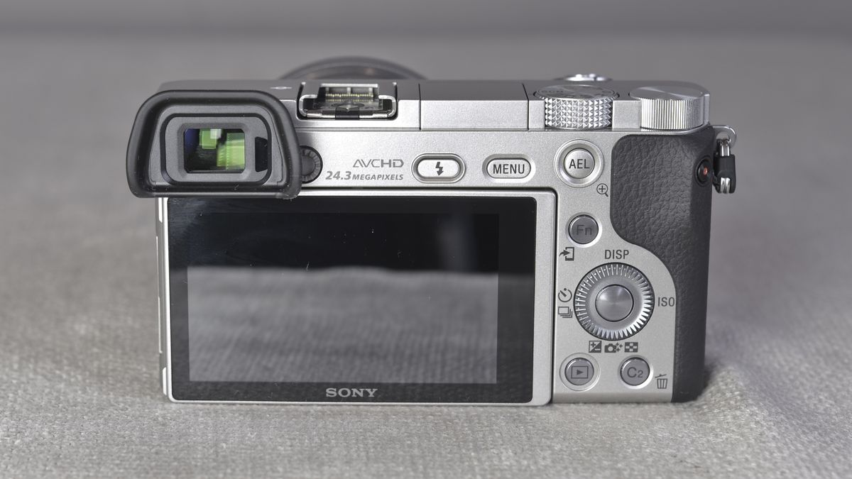 Performance - Sony Alpha A6000 review - Page 3 | TechRadar