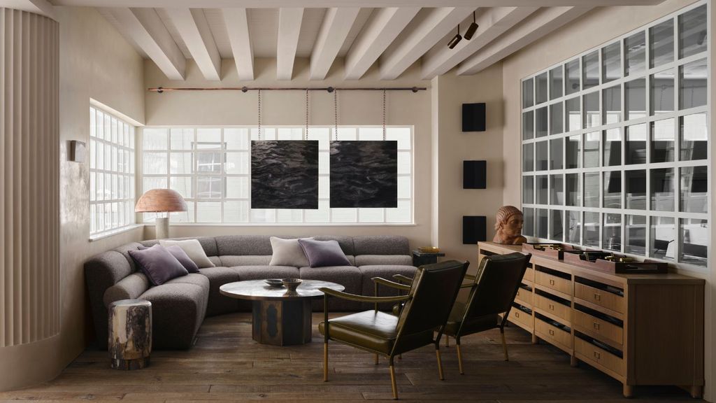 Designers on how to create a high-contrast color scheme | Homes and Gardens