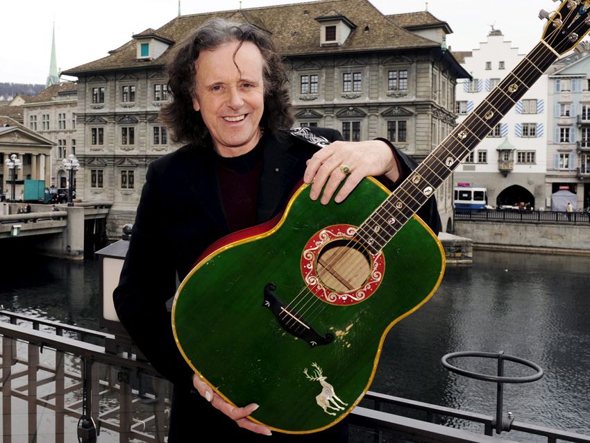 Interview: Donovan on his hits, The Beatles, Dylan and pop stardom ...