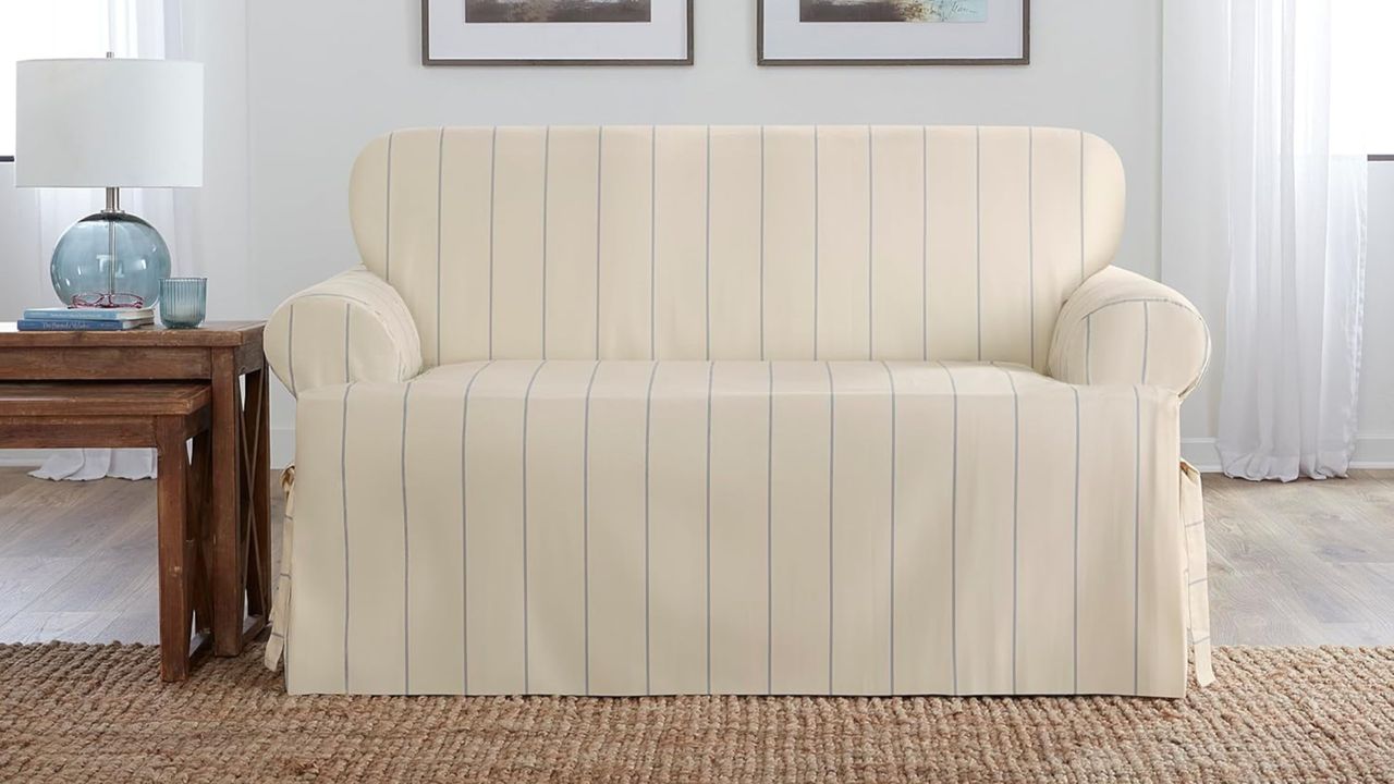 Heard you heard of the legs or no legs furniture debate? | Homes and ...