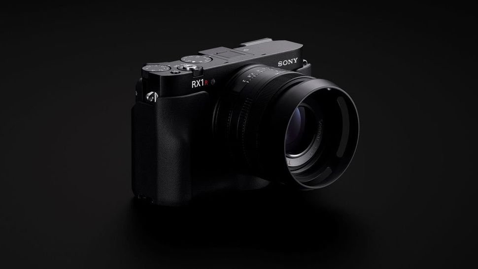 BREAKING: Sony's full-frame compact camera is back! The Sony RX1R III ...