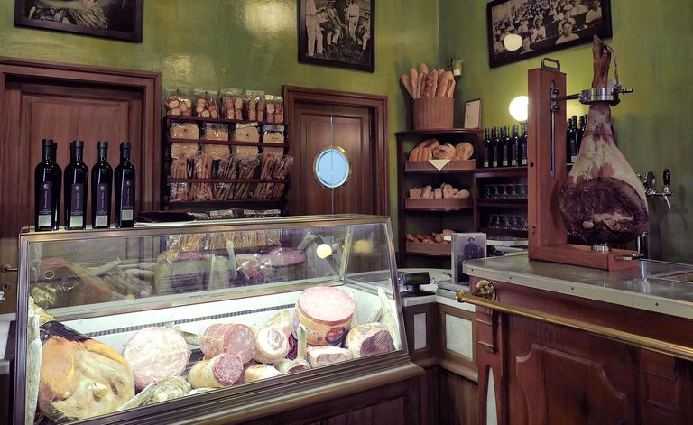 Back in stock: Giacomo Bulleri’s famous Tabaccheria relaunches in Milan ...