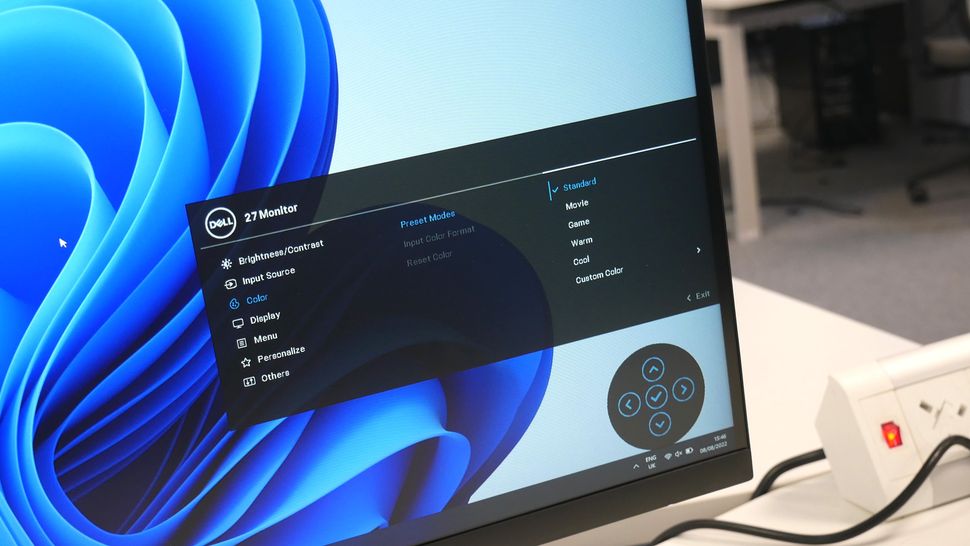 Dell P2723DE review | Creative Bloq