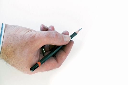 How to hold a pencil correctly | Creative Bloq