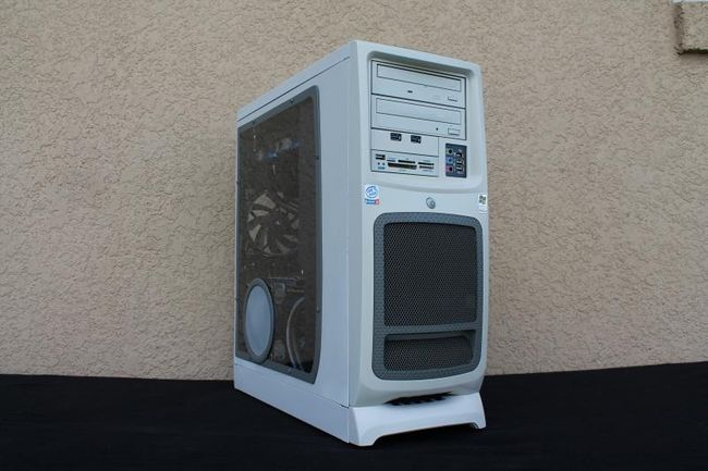 Build of the week: Sleeper case gaming rig | PC Gamer