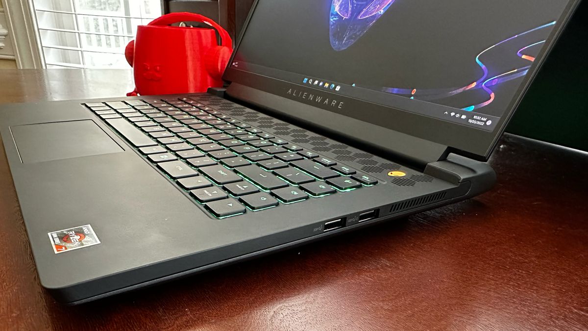 Alienware m15 R7 Review: Solid Gaming, Leading Endurance | Tom's Hardware