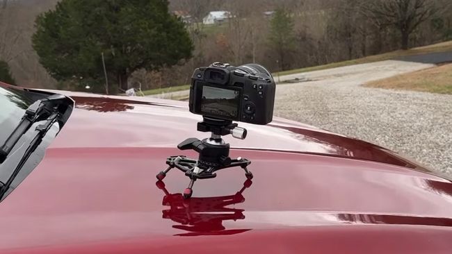 Photography cheat sheet: How to hold your camera properly | Digital ...