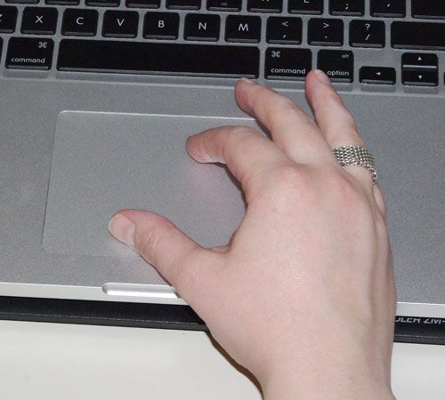 Are You A One-Handed Or Two-Handed Touchpad User? The Answer May ...