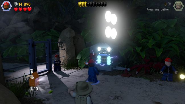 Lego Jurassic World Minikit and Amber Fossil Brick locations | GamesRadar+