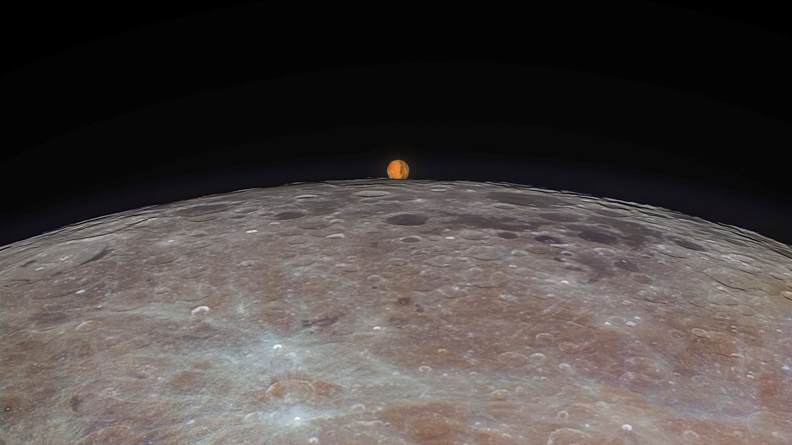 See Mars 'peek out' from behind the moon in stunning eclipse photo ...