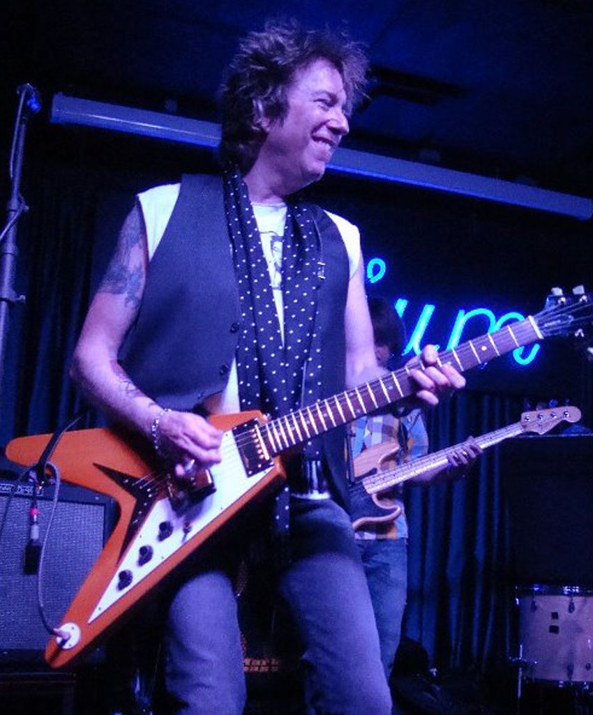 Guitarist Ricky Byrd on Joan Jett, Les Pauls and new album, Lifer ...