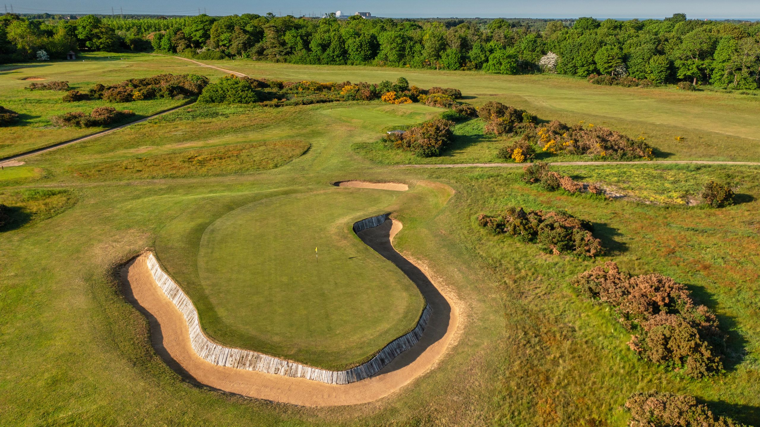 Aldeburgh Golf Club: Championship Course Review, Green Fees, Tee Times ...