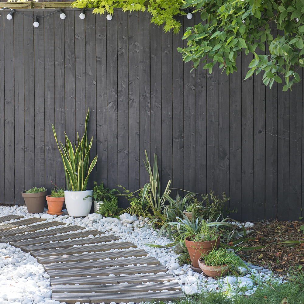 14 garden path ideas – curved and straight walkway designs in gravel ...