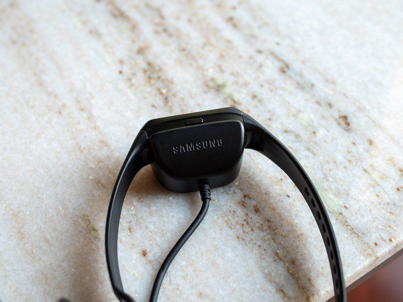 Samsung Galaxy Fit review: Daily activity tracking with no hassle ...