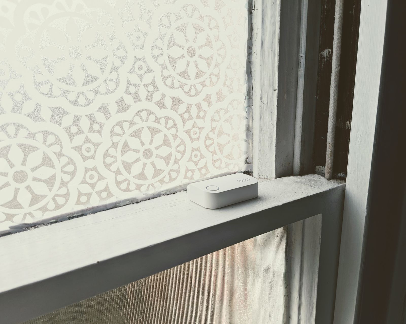 Genius uses for your security system contact sensors | Livingetc