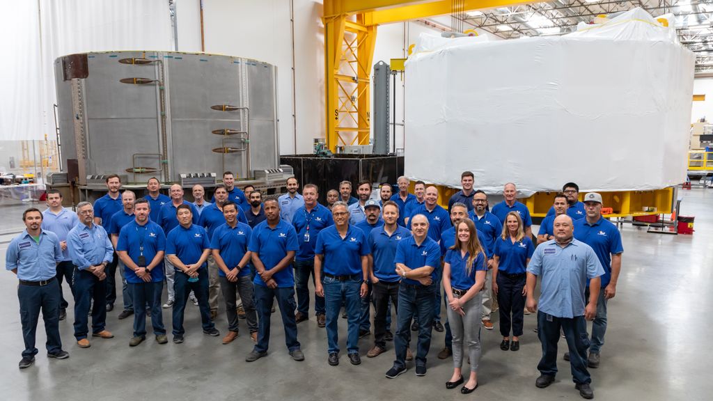 World's most powerful magnet begins journey to heart of giant fusion ...
