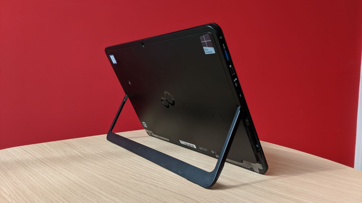 Fujitsu Stylistic R727 review: Business before pleasure | ITPro