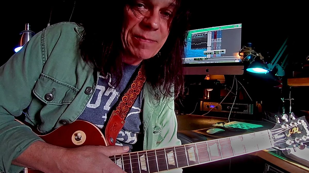 Sick Riffs: Eric Dover teaches you the bend-heavy licks of The ...