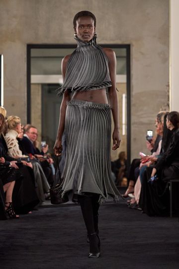 Alaïa Fall 2025 Runway Review | Who What Wear