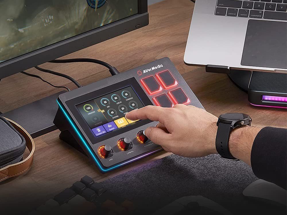 Razer Audio Mixer review: The companion you didn't know you needed ...