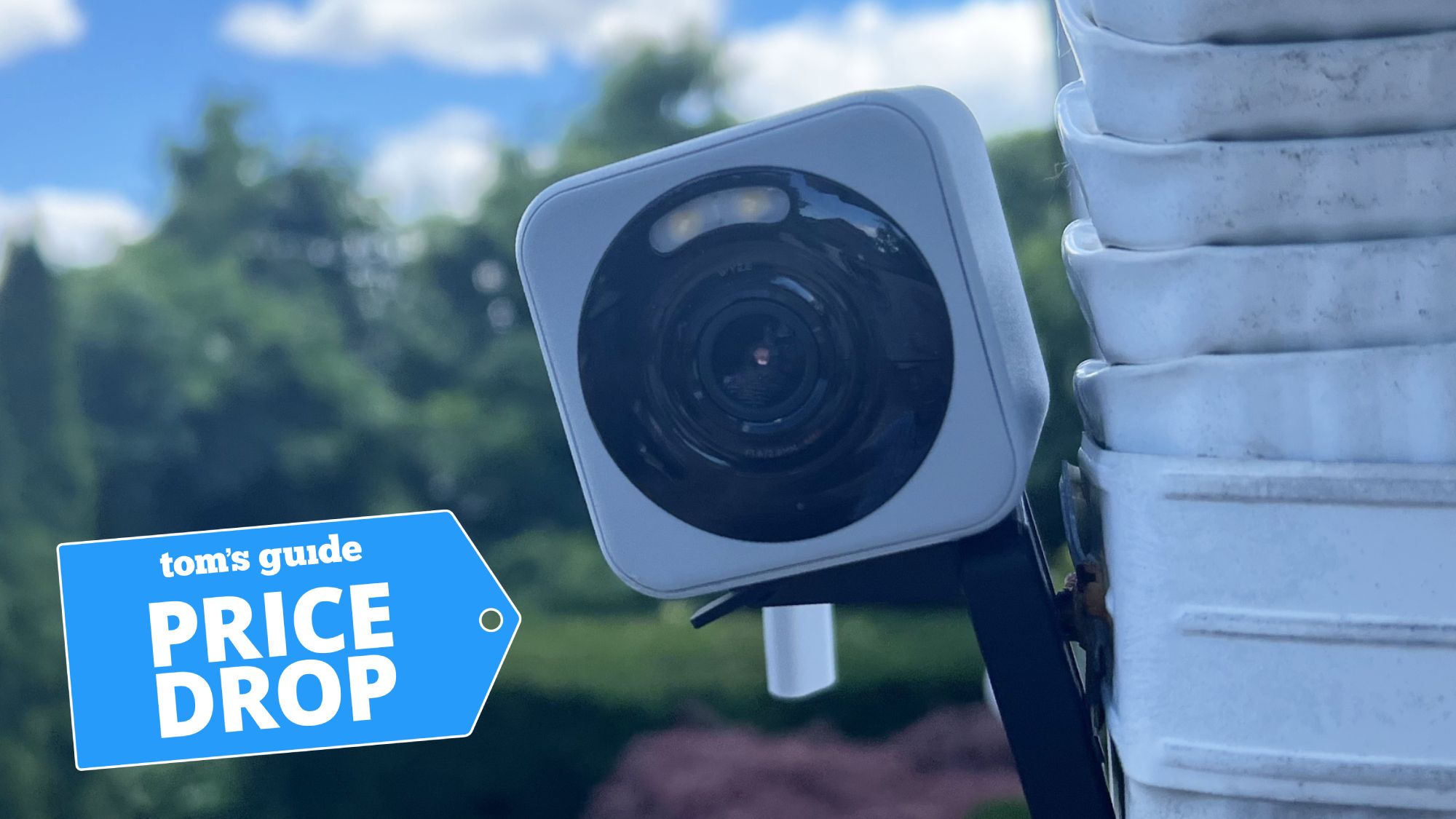 My favorite smart home security camera is just $25 in Amazon's latest ...