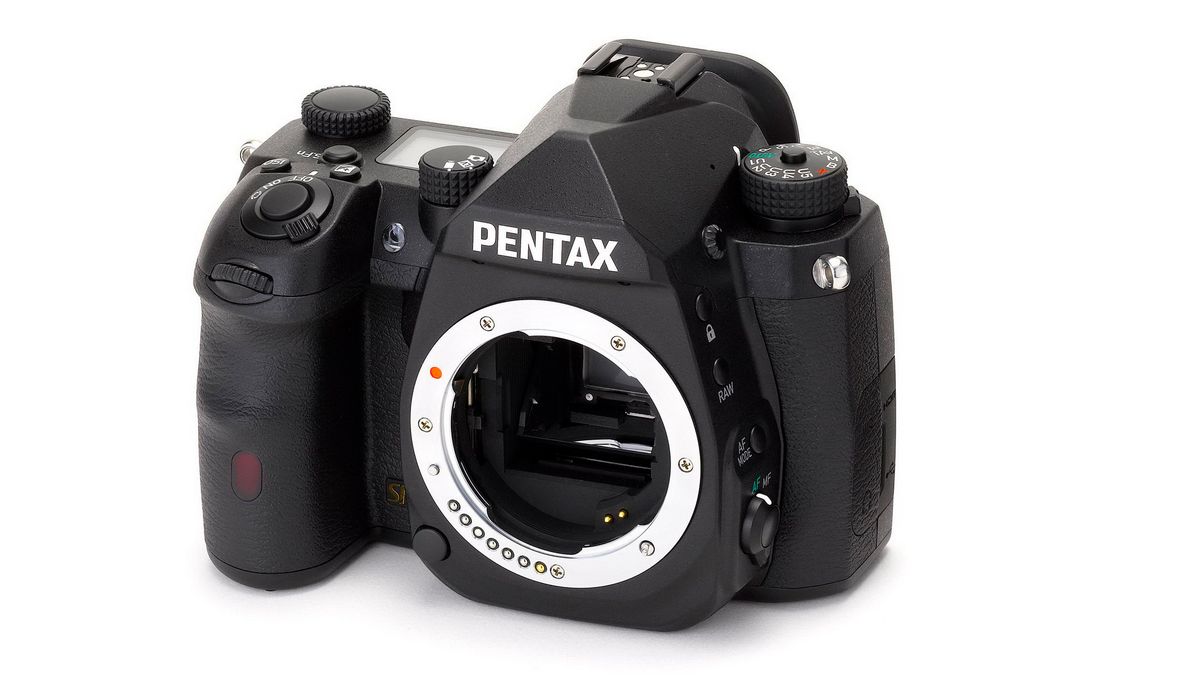 Pentax gonna Pentax: 100th anniversary flagship camera is an APS-C DSLR ...