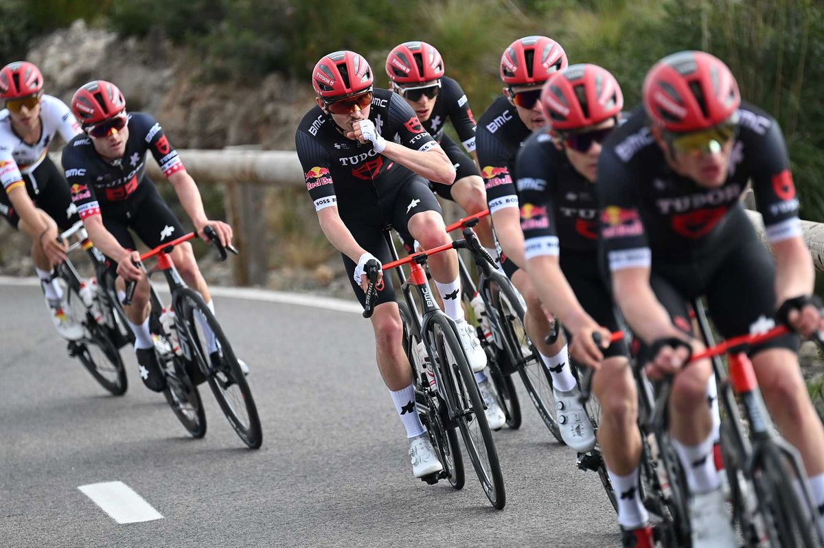 Why nutrition is the new frontier in the performance of pro cyclists ...