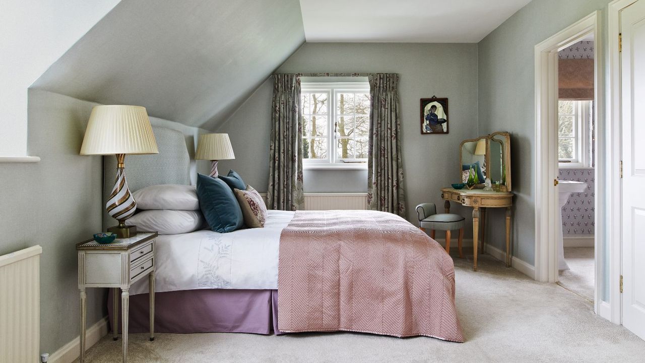 What are the most relaxing colors? Experts prefer these hues | Homes ...