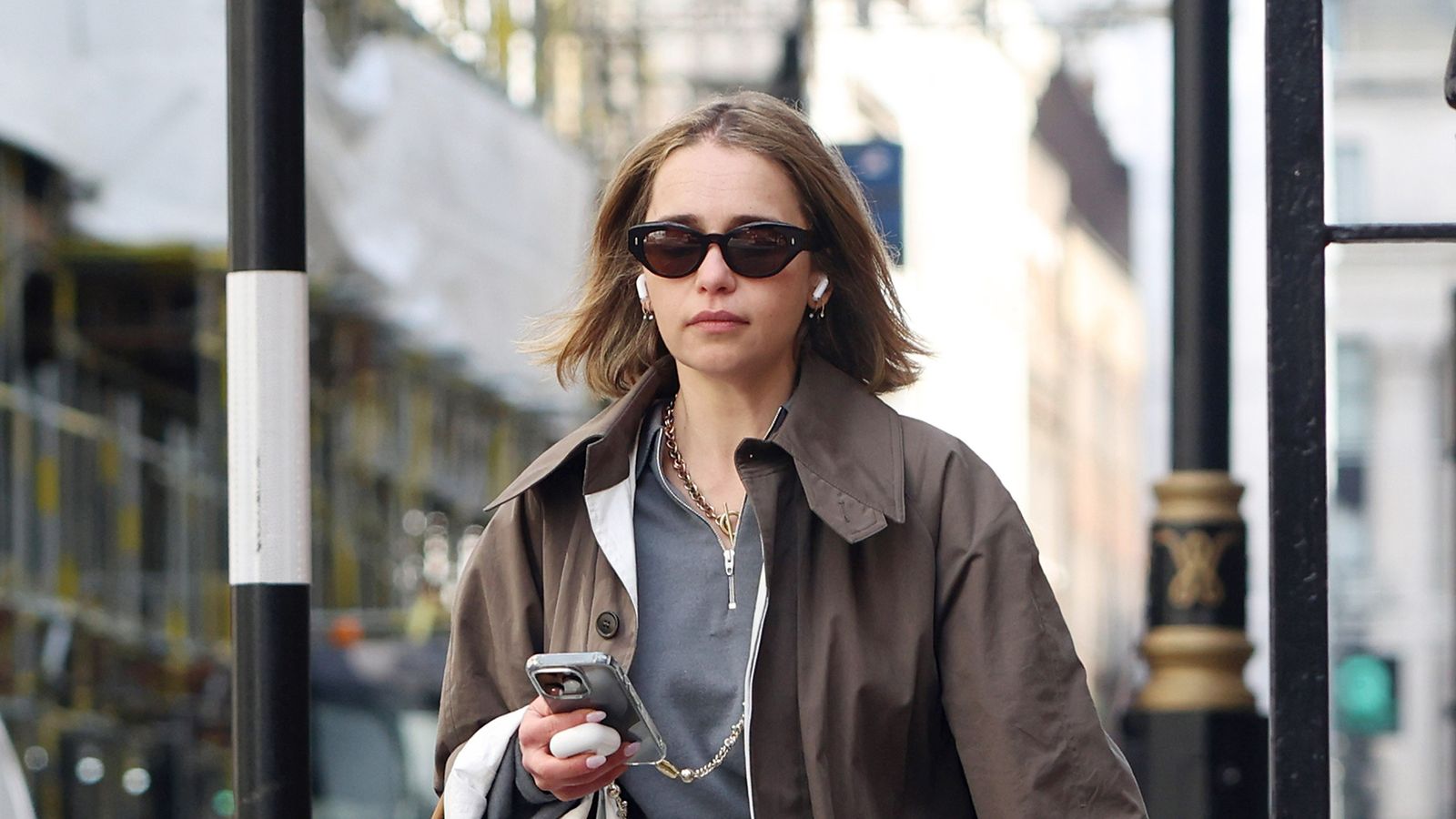 This Is the Coolest Basic to Wear With White Jeans | Who What Wear