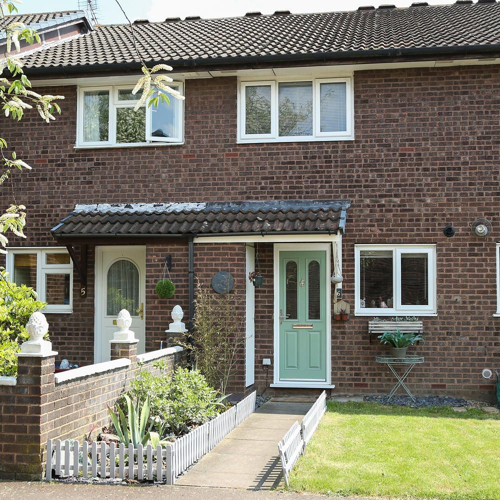 Government unveils new house viewing protocols to move homes safely ...