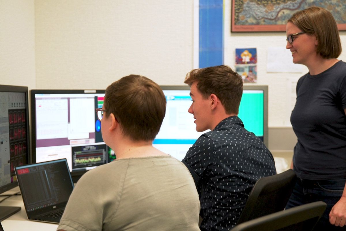 In Images: The Amazing Discovery of a Neutron-Star Crash, Gravitational Waves & More: Page 2 | Space