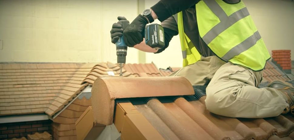 How to Build a Roof: A Step-by-step Guide | Homebuilding