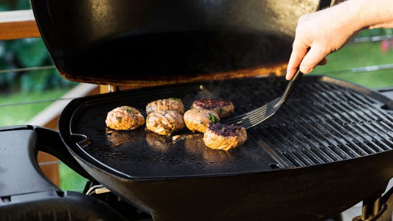 Grill vs griddle: which is best for summer entertaining? | Homes and ...