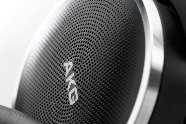 AKG K495 NC Review: Noise Cancelling Headphones | Tom's Guide