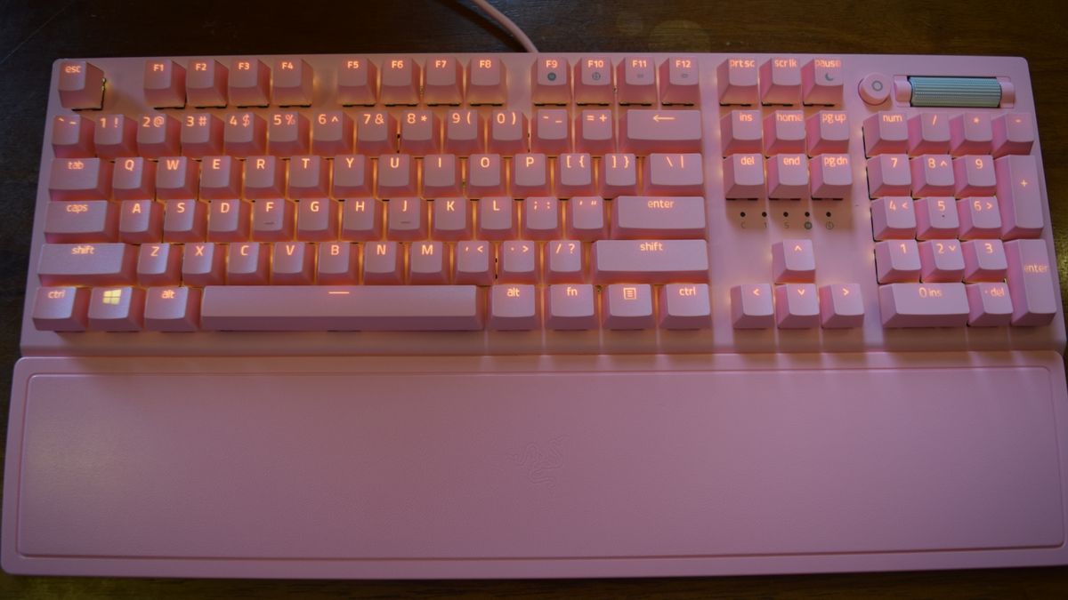 Razer BlackWidow V3 Review: What Lies Beneath | Tom's Hardware