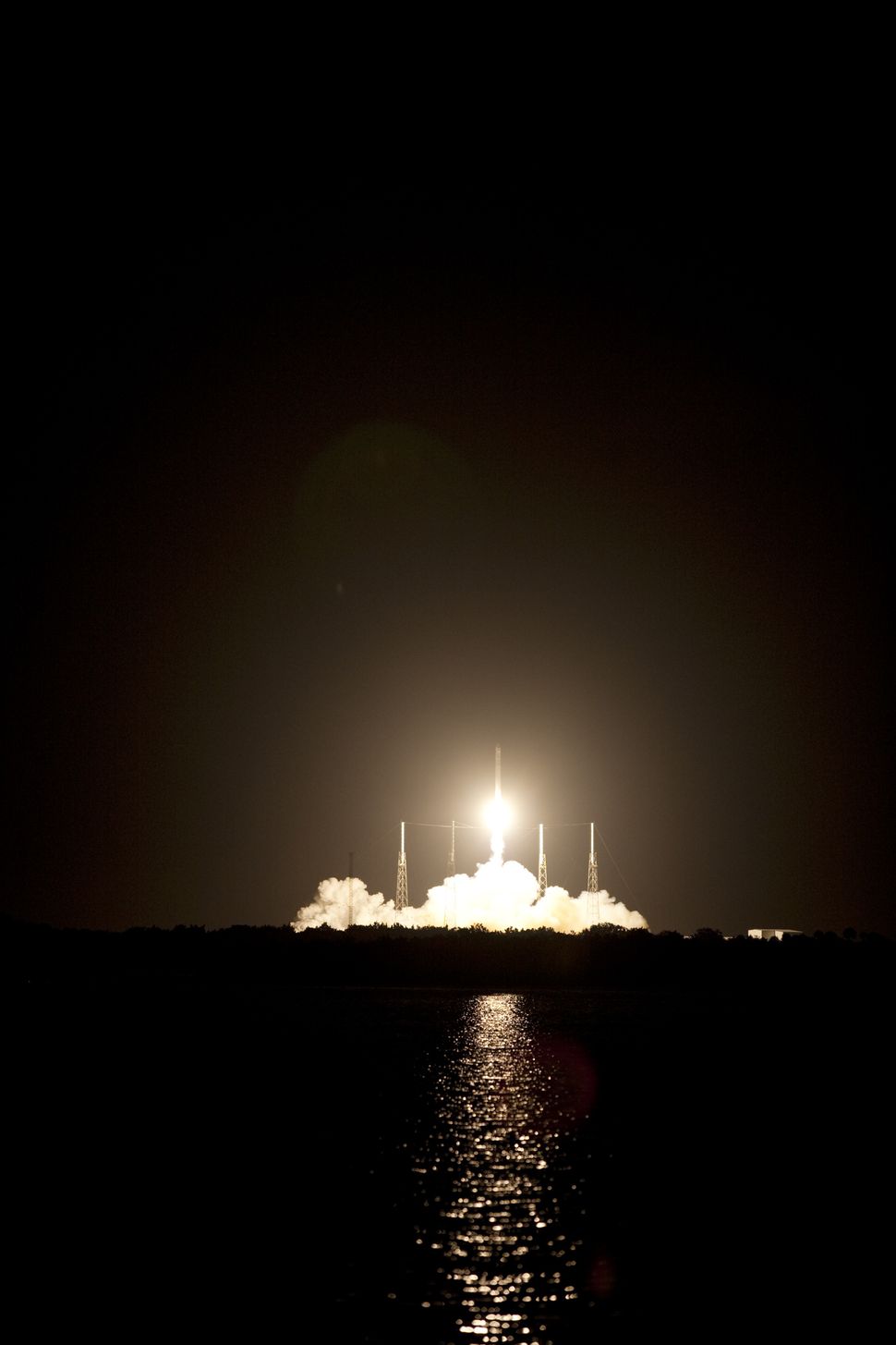 Gallery: SpaceX Dragon Launches on 1st Space Station Cargo Trip ...