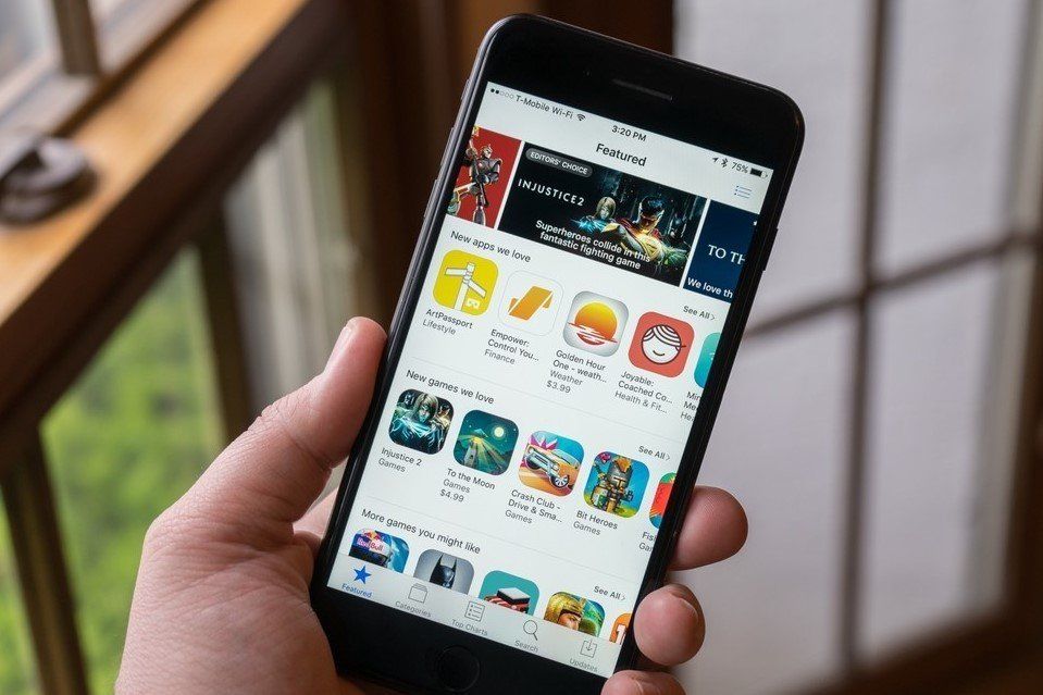 5 things Windows 10 Mobile converts will love about iPhone | Windows ...