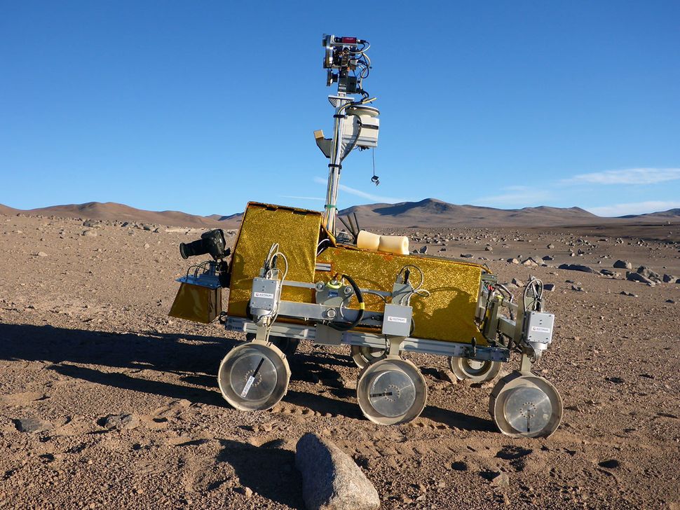 Photos: Europe's Mars Rover Prototype Takes a Test Drive | Space