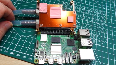 Water Cooling Kit for Raspberry Pi 5 Review: The zenith of cooling for ...
