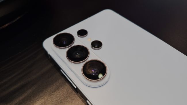 Samsung Galaxy S26 Ultra teardown reveals the clever camera tech ...