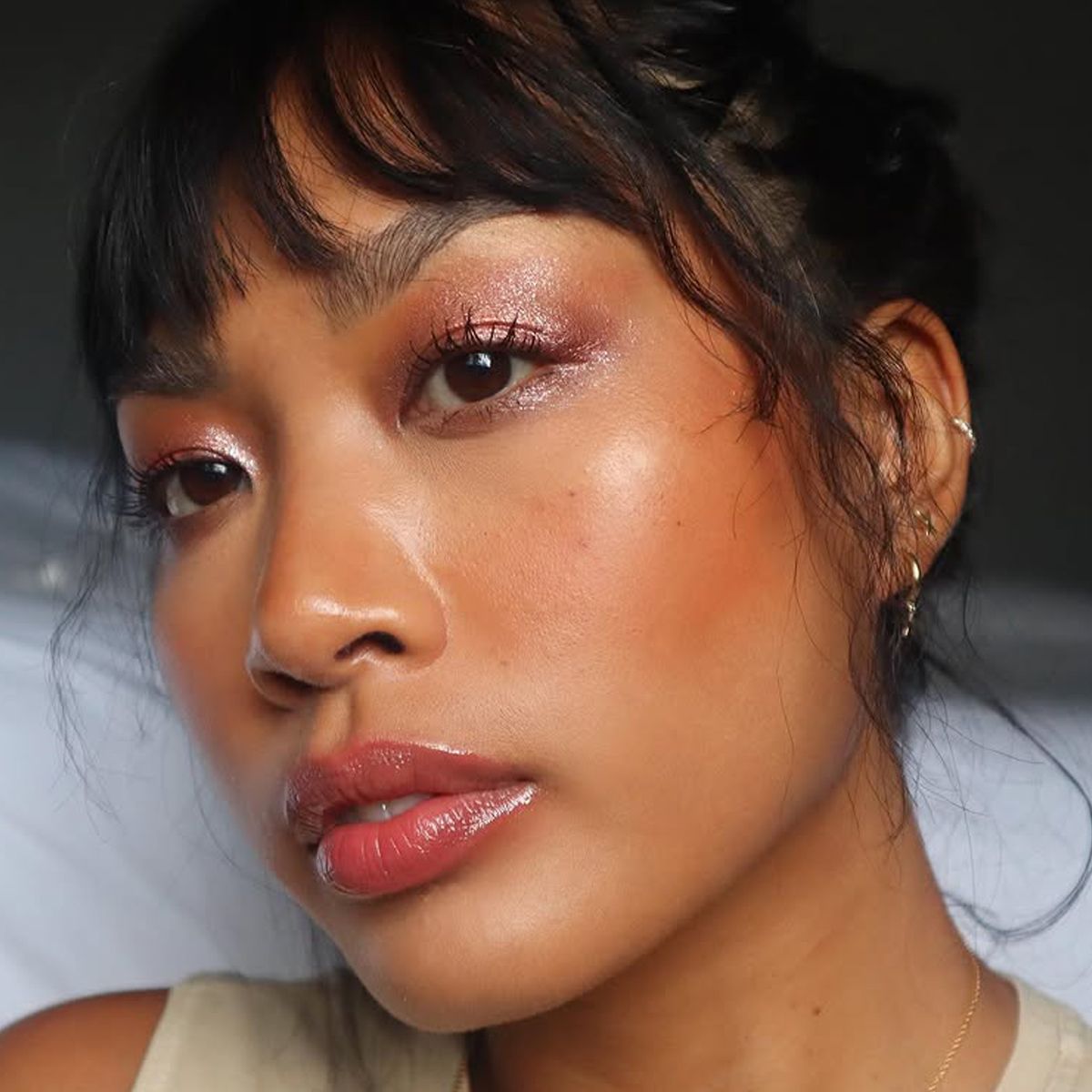 The 13 Best Glitter Eyeshadows for Hypnotic Makeup Looks | Who What Wear