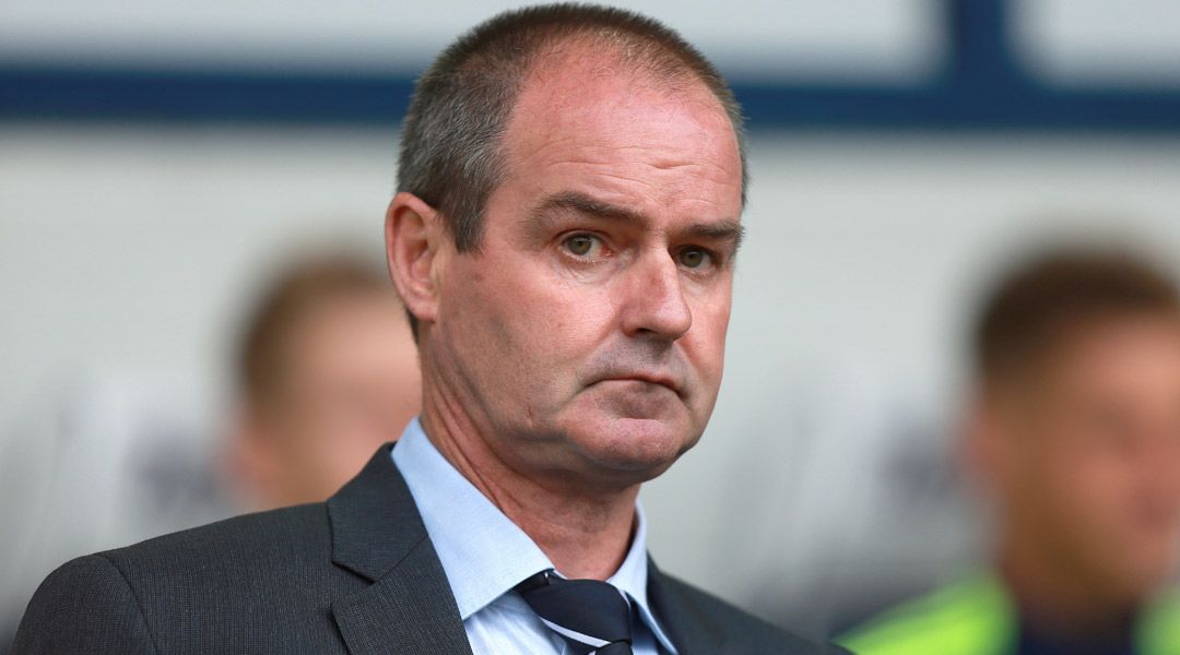 Clarke regrets thoughtful gift to West Brom chairman Peace | FourFourTwo