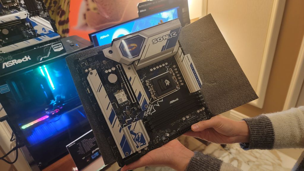 ASRock's Sonic B760 Motherboard Is Smaller and Just as Delightfully ...