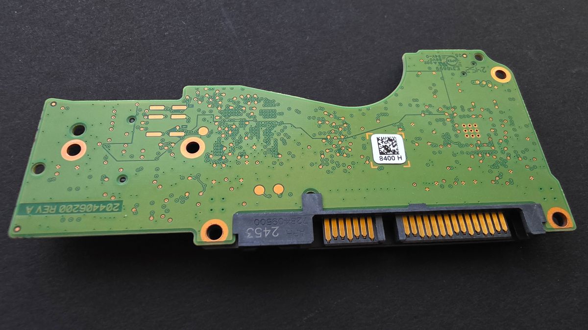 Seagate Exos M 30TB HDD review: laser-powered HAMR recording tech revitalizes the enterprise HDD ...