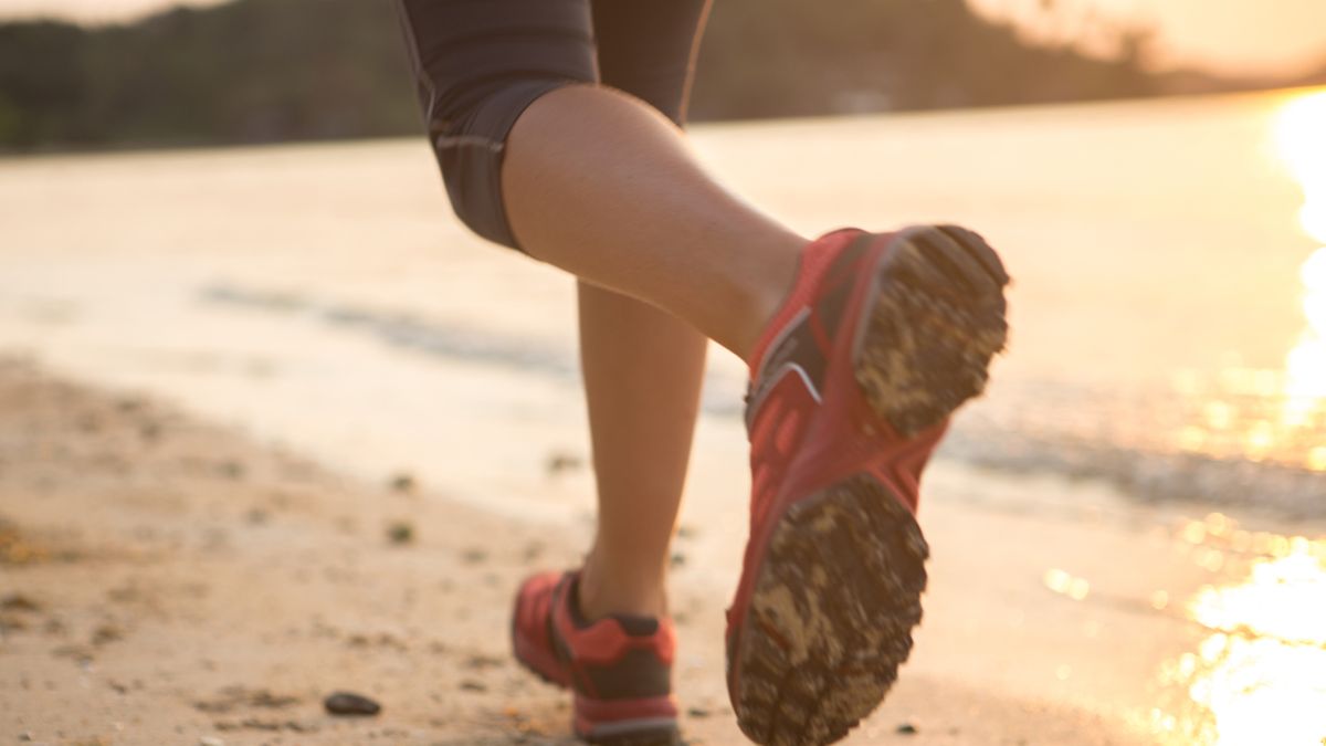 Running on sand: a guide to desert and beach running | Advnture
