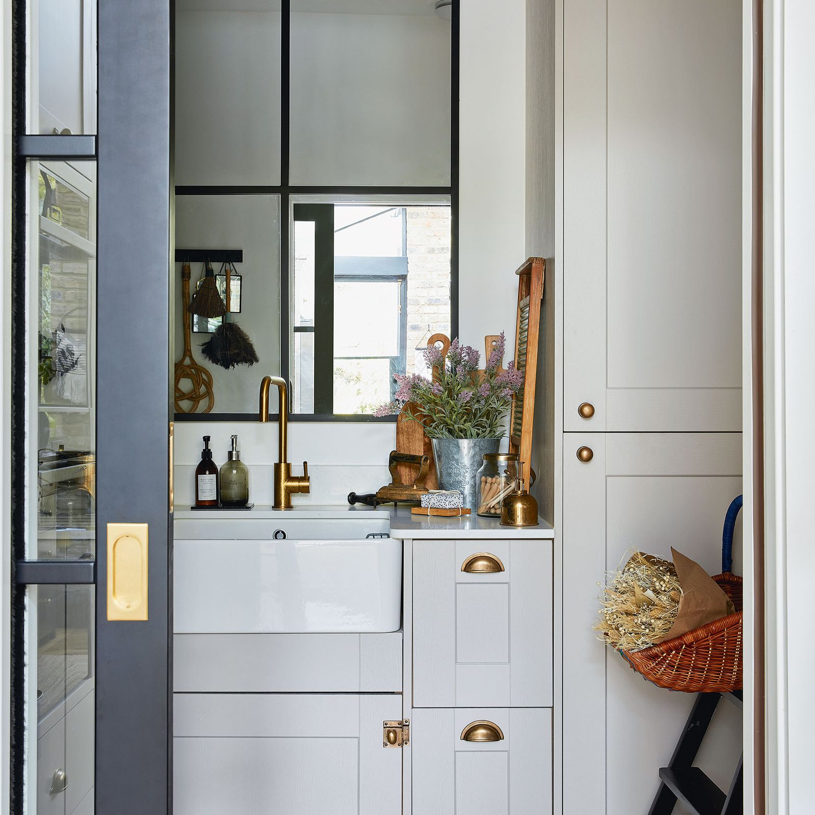 15 narrow utility room ideas to maximise your laundry space | Ideal Home