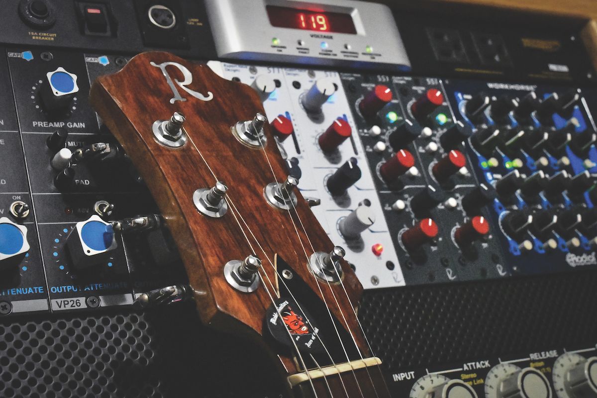 “With a through-neck, two DiMarzio Super Distortion pickups, an onboard ...